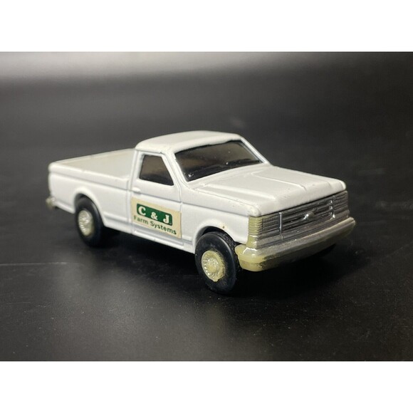 ERTL | Toys | Vintage Ertl Diecast Road Runner Fleetside Chevy Pickup ...